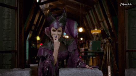 Best Disney Descendants Gifs Primo Gif Latest Animated Gifs