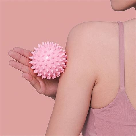 Footrevive Spiky Massage Ball Relieve Muscle Pain And Tension — Feetandfeet