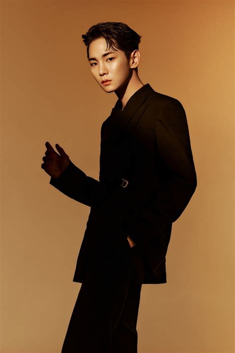 무결점 피부 샤이니 키 화보 네이트 뉴스 무결점 피부 샤이니 키 화보 네이트 뉴스