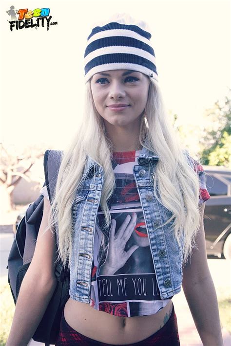 Elsa Jean Fucked Porn Pictures Xxx Photos Sex Images 2699521 Pictoa