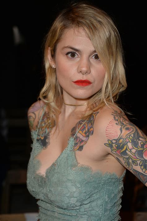 Photo Béatrice Martin Coeur De Pirate Au Défilé De Mode Handm