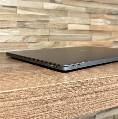 MacBook Pro 16 I7 2019 32GB RAM 512GB Apple Bhazaa