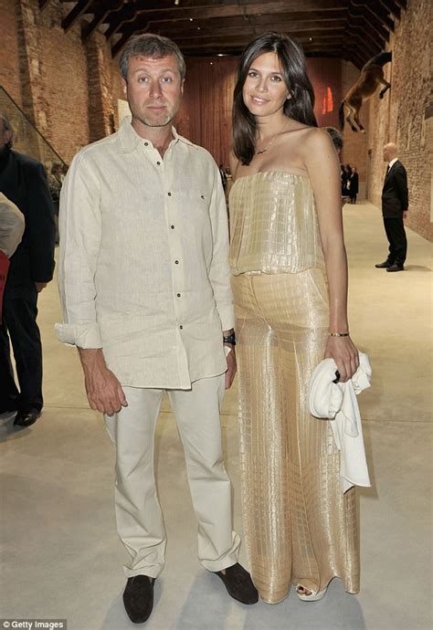Roman Abramovich And His Wife Dasha Zhukova Separate Daily Mail Online