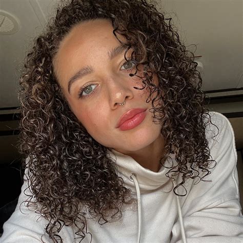 Mariah Carters Post Lemon8