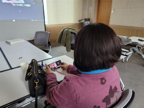 [우리마을 삼삼오오 활동기록]지역주민영상동아리 활동을 안내해드립니다 중리종합사회복지관
