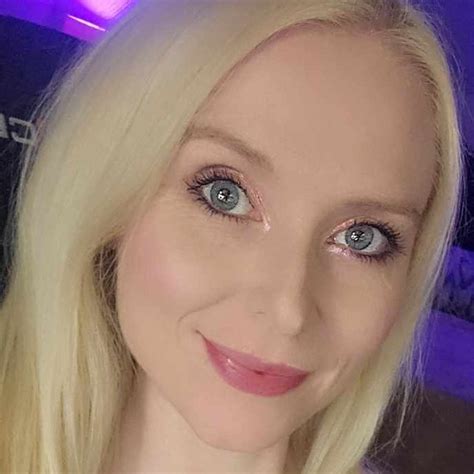 Thealexalondon Social Manyvids