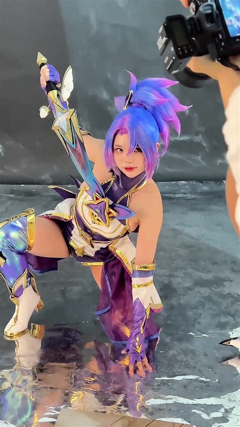 Zinieq And Pingping Akali And Kaisa League Of Legends Cosplay Eporner