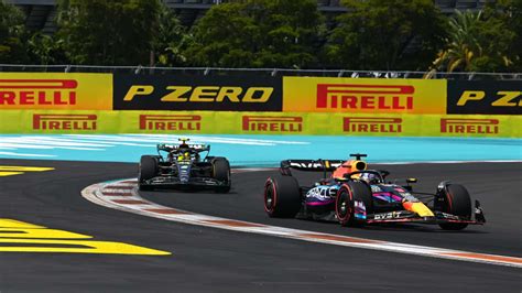 Формула 1 Верстапен най бърз на тренировките в Маями Motosport Bg