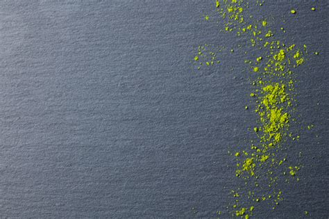 말차 녹차 파우더 회색 배경 공간을 복사합니다 맨 위 보기입니다 0명에 대한 스톡 사진 및 기타 이미지 0명 가루로 빻은 건강관리와 의술 Istock