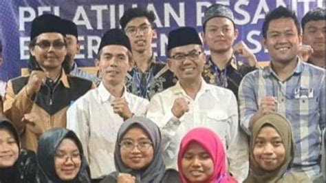 Arif Rahman Jadi Calon Dpd Ri Jabar Terfavorit Pilihan Mahasiswa