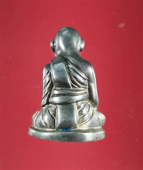 5850 รูปหล่อหลวงปู่สุข ธรรมฺโชโต วัดโพธิ์ทรายทอง พิมพ์มือจับเข่า Ennxo