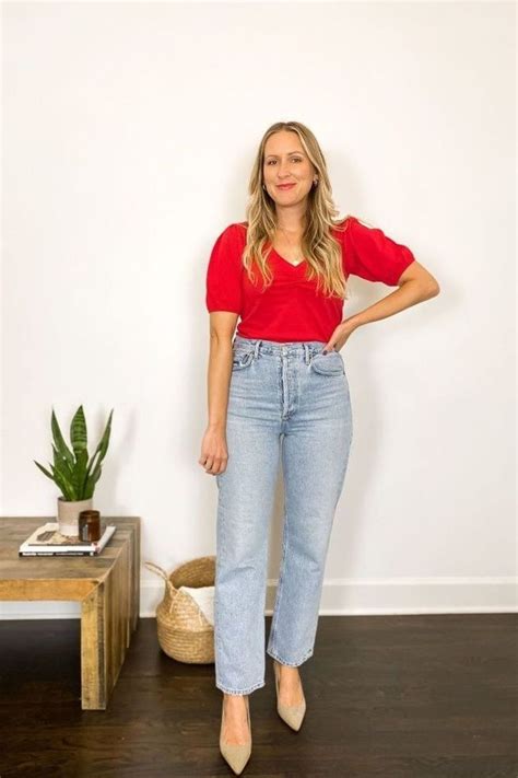What Color Jeans With Red Shirt