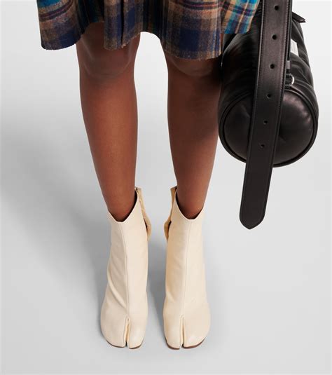 화이트 Tabi 레더 앵클 부츠 Maison Margiela Mytheresa