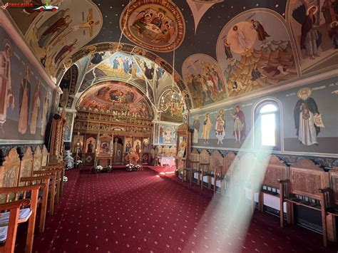 Schitul Oituz Obiective Turistice De Văzut și Vizitat