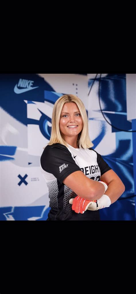 Kailey Hall Goalkeeper Creighton Bluejays Nil Profile Opendorse