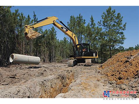 卡特彼勒 Cat®318d2 L（2017） 小型挖掘机卡特挖掘机cat®318d2 L（2017）参数报价图片 中国路面机械网