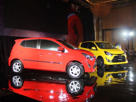 List Harga Mobil Baru Toyota Terlengkap Cek Disini