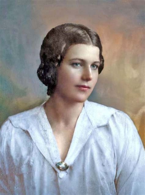 How A Noblewoman And Decadent Larisa Reisner Became A Sex Symbol Of The October Revolution