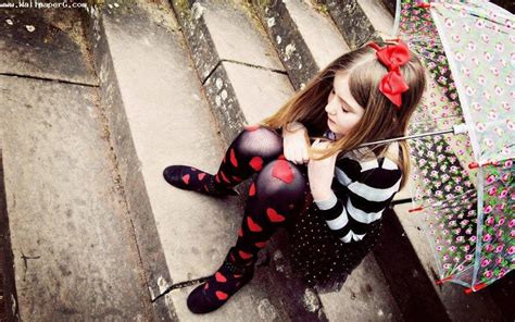 Innocent Girl 960x600 Wallpaper