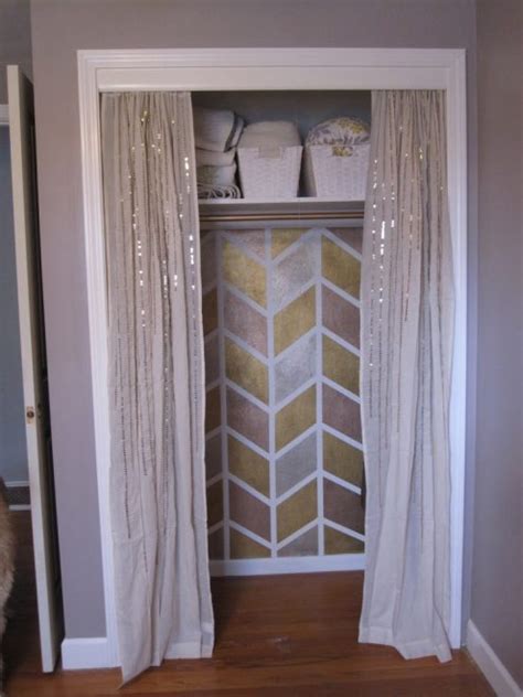 Чем закрыть открытый шкаф