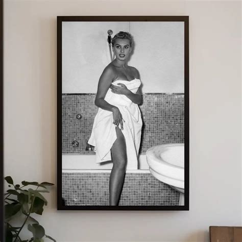 Sophia Loren Bathroom Poster Vintage Hollywood Photography Wall Art Etsy