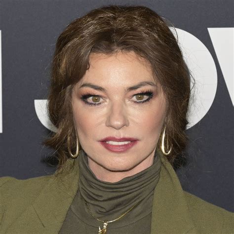 Shania Twain Looks ‘unrecognizable As She Goes Makeup Free In New