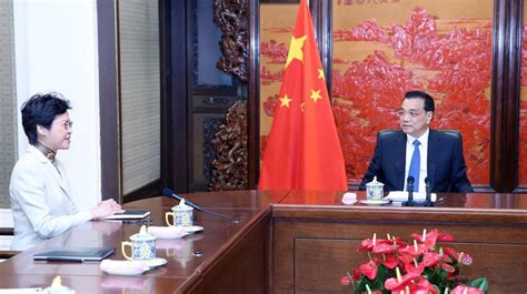 БНХАУ Хонконгийн эмх замбараагүй байдалд цэг тавихыг уриалав