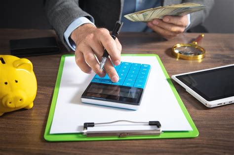 How To Avoid Common Mistakes When Using A Free Paystub Generator