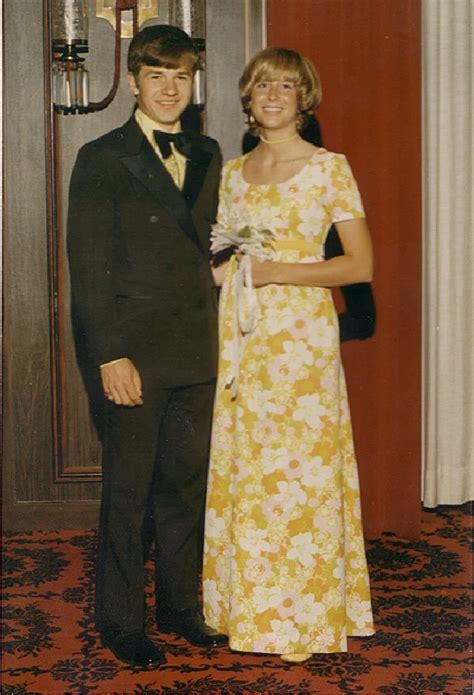 40 Cool Pics Of The 70s Prom Couples ~ Vintage Everyday