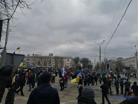 Херсон це Україна мешканці міста вийшли на мітинг Відео Читайте на Ukr Net
