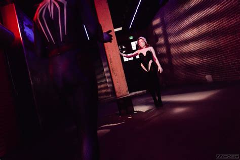 Blake Blossom Spideypool Xxx An Axel Braun Parody Babesource Com