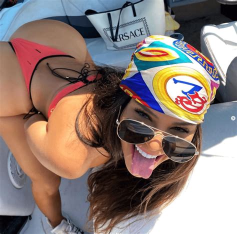 Foto De Ready For Some Loads