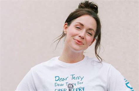 Tessa Virtue Shares Video Of Impressive Core Workout Incredibly Strong