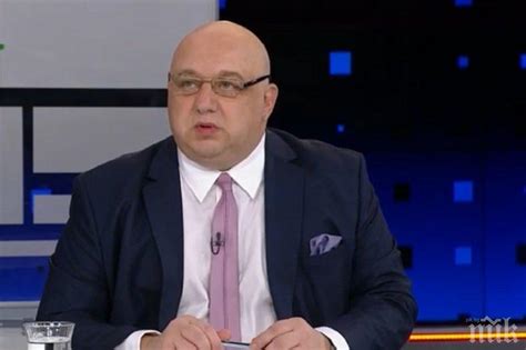 Красен Кралев Трябва да изградим 4 стадиона за Световното през 2030 г Информационна агенция ПИК