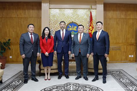 Газрын тухай хуульд нэмэлт өөрчлөлт оруулах тухай хуулийн төслийг өргөн мэдүүллээ