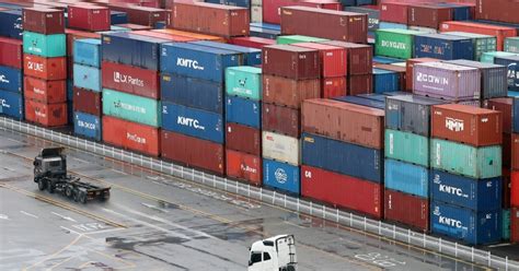 화물연대 총파업 인천항 컨테이너 반출입량 지속 감소