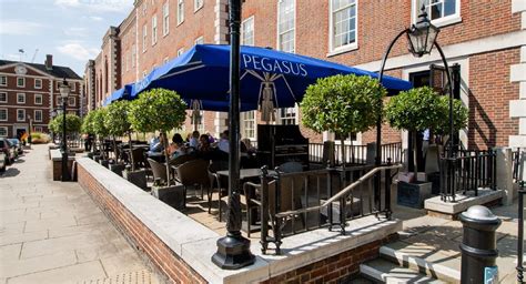 Pegasus Bar The Honourable Society Of The Inner Temple
