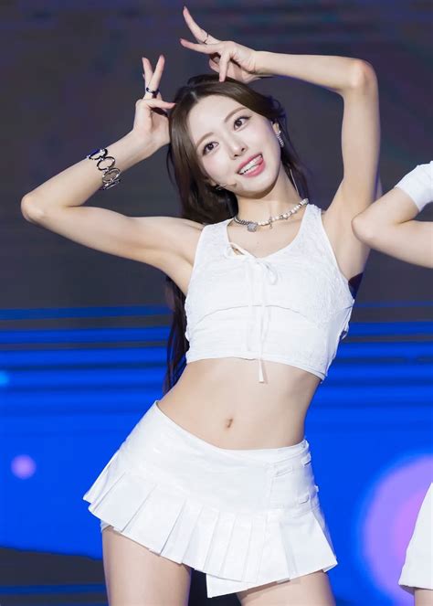 유 유나 레전드 섹시한 표정짤 ㄷㄷㄷㄷ Facebook