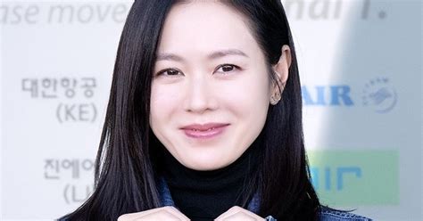 Son Ye Jin Xinh Tươi ở Sân Bay để đi Mỹ