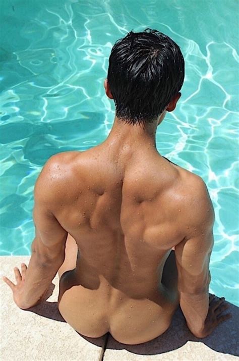 Post 618738503878164480 Beaux Mecs Tumbex