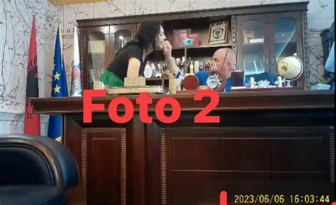 Која е АЛМА девојката што им го загорчи животот на албанските функционери и бизнисмени ВИДЕО