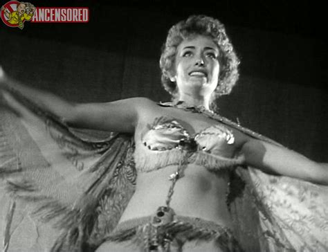 Naked Rue Mcclanahan In Hollywood After Dark