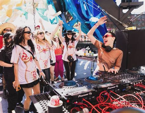 Katy Perry And Nips 14