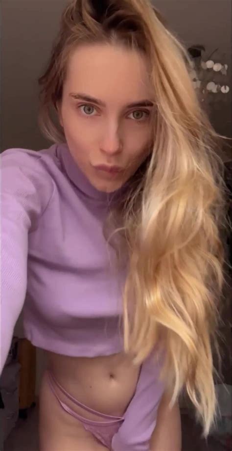 Juicy Boobs Must Shown