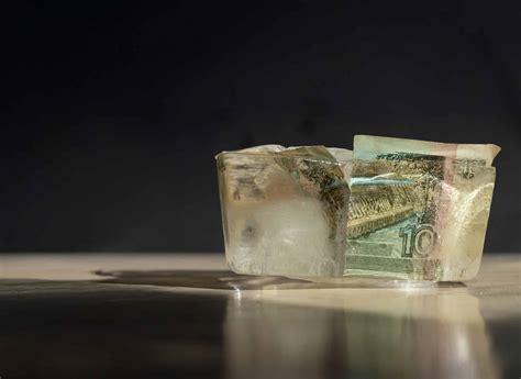 Українська економіка у 2024 році спецвипуск Трекеру Центр економічної стратегії