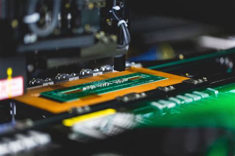 Understanding The Different Types Of PCB Single Sided Double Sided And Multilayer Nhlink Net