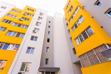 Сграда с административен адрес гр Бургас ж к Изгрев бл 73