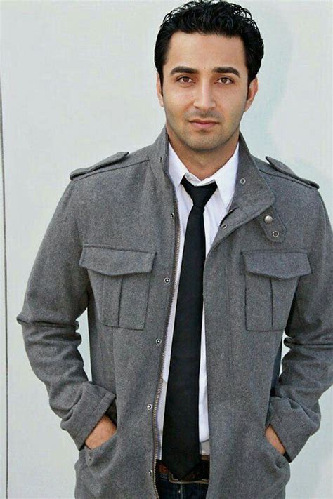 Pin By Patricia Carson On Bones Gorgeous Men Mens Blazer American