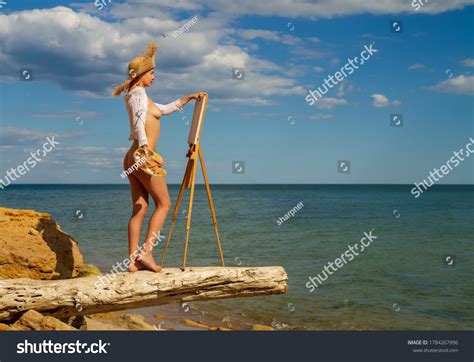 Naked Girl Paints Front Easel Palette Stock Photo Shutterstock