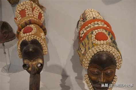 非洲木雕面具非洲大陆上盛行的土著文化 搜狐大视野 搜狐新闻